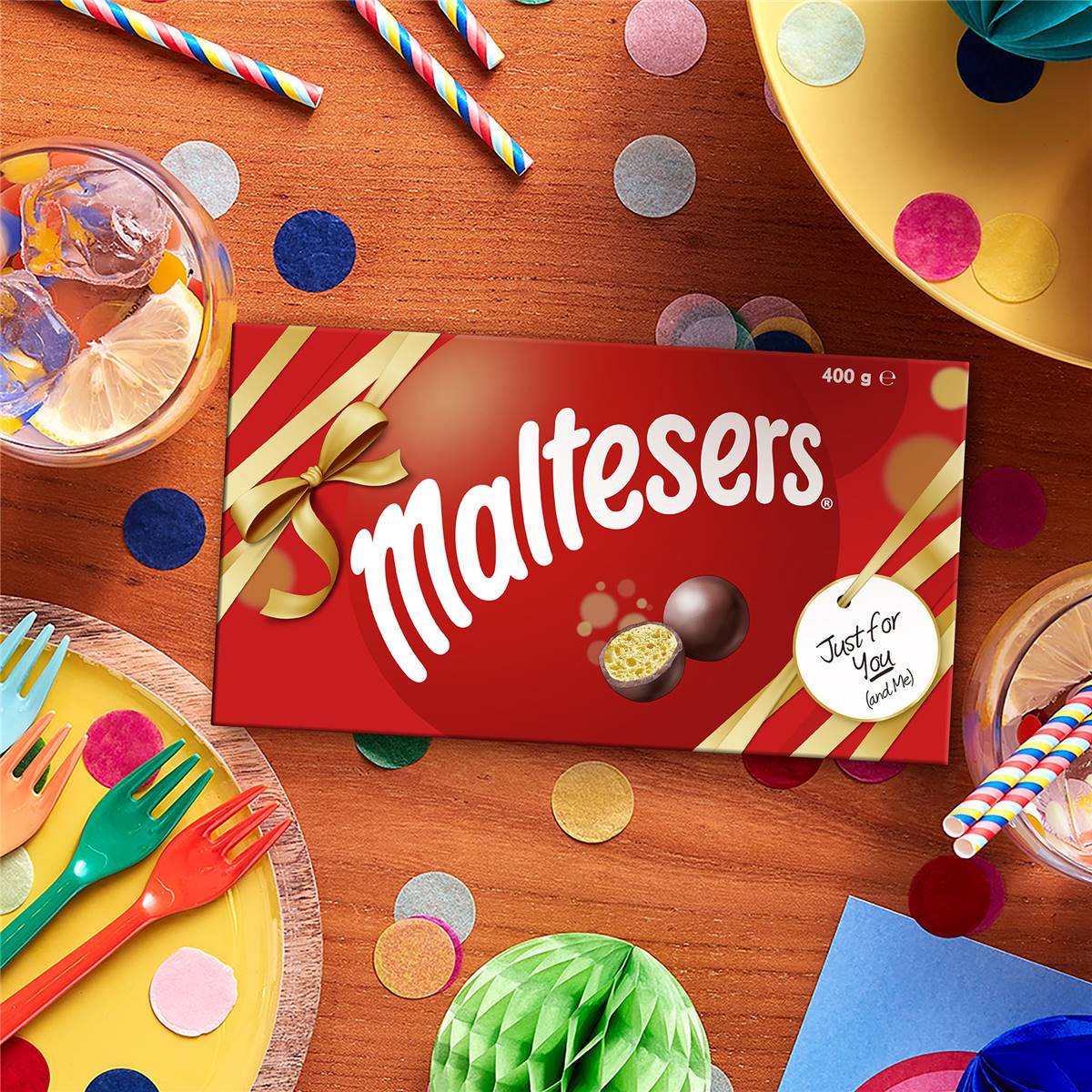 Maltesers Milk Chocolate Party Gift Box 400g | Woolworths