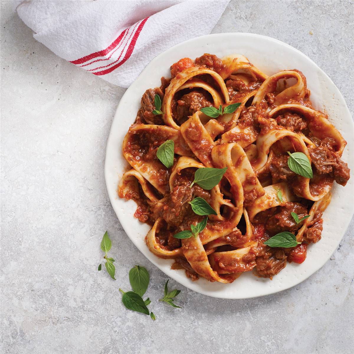 Woolworths Beef Ragu Pappardelle Chilled Meal 350g | Woolworths