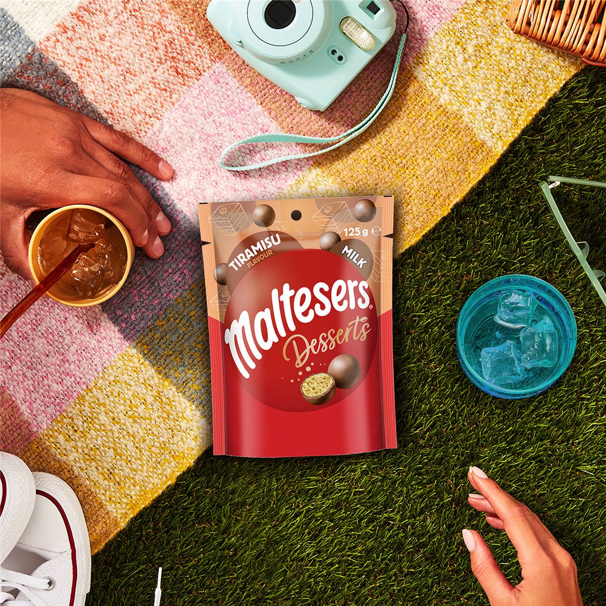 Maltesers Desserts Tiramisu Chocolate Snack & Share Bag 125g | Woolworths