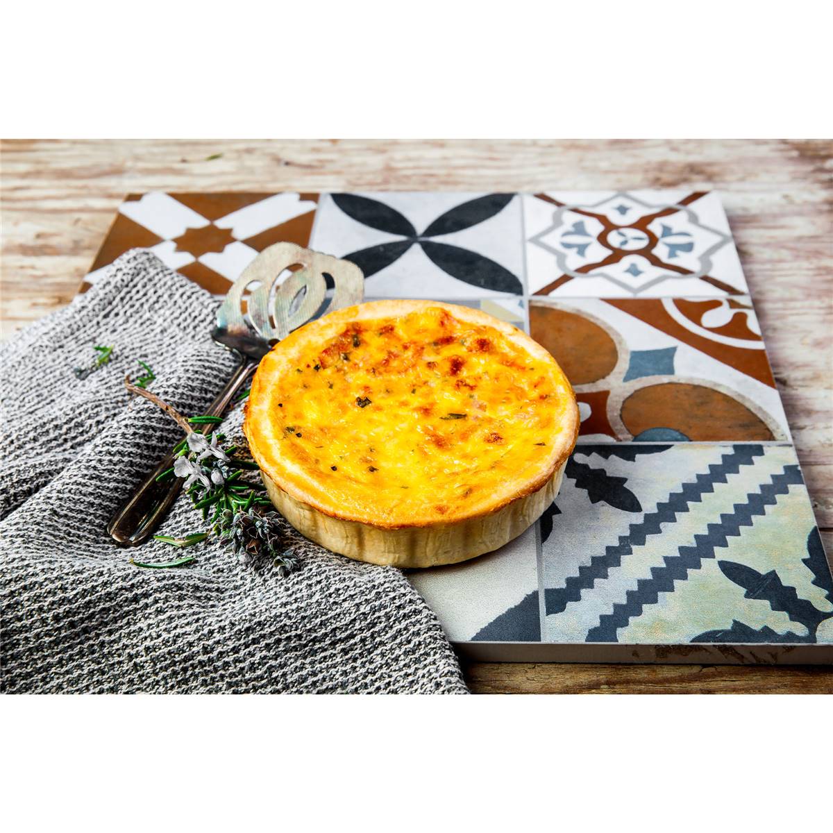 Home Chef Quiche Lorraine Chilled Meal 200g | Woolworths