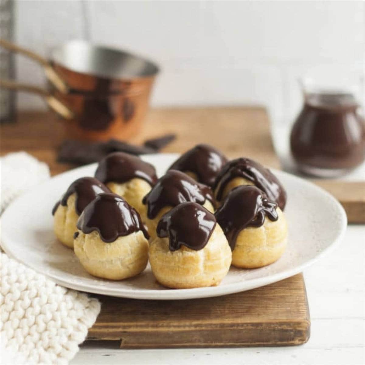 White Wings Dessert Mix Chocolate Profiteroles 230g | Woolworths