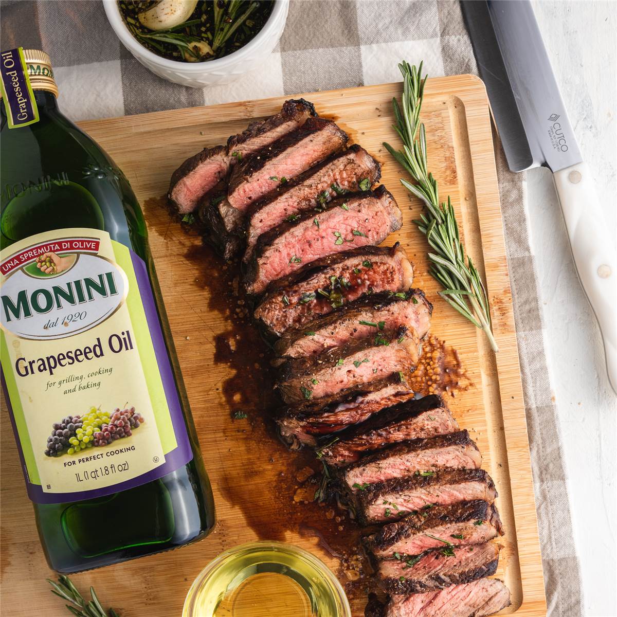 Monini Grapeseed Oil 750ml | Woolworths